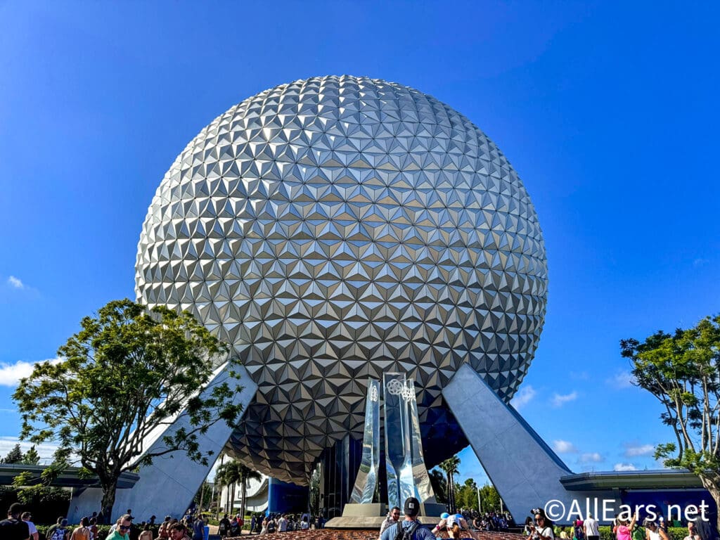 “Get Rid of All the Garbage and Bring it Back to How it Was” — Disney Fans Are BEGGING for These ...