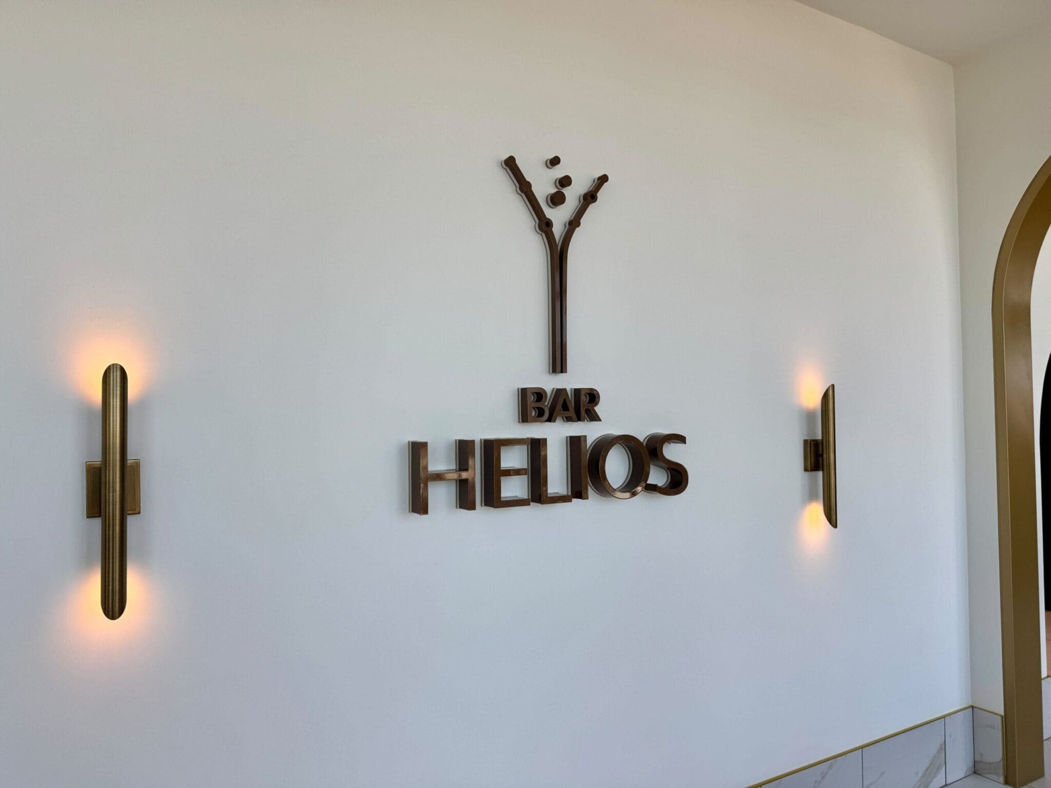 REVIEW: Dining at Bar Helios, New Rooftop Bar on Opening Day Universal ...
